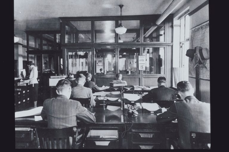 Experimento Hawthorne: el origen de la motivación laboral | HRTRENDS